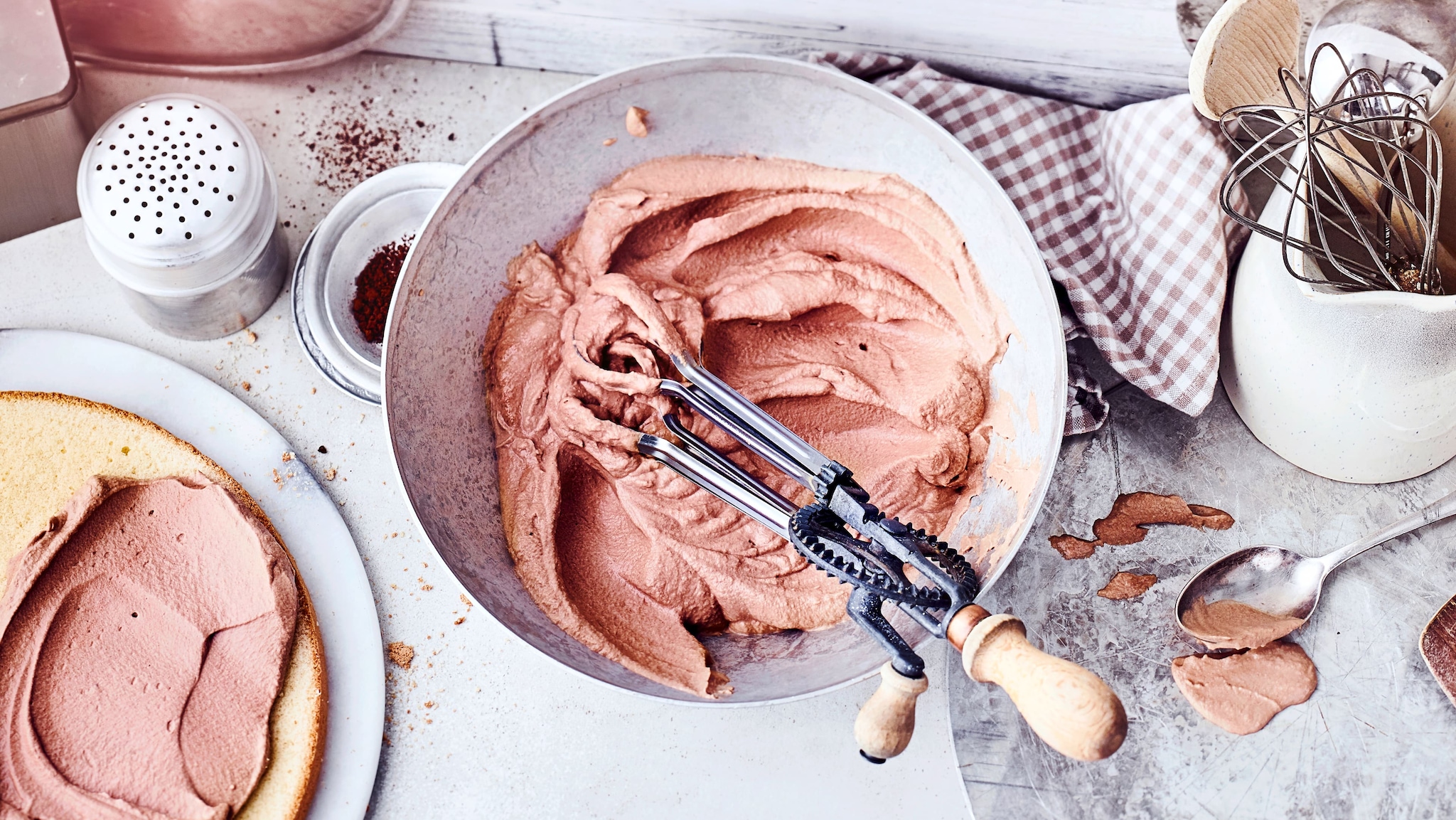 Tortencreme-Rezepte – süß oder fruchtig | EDEKA