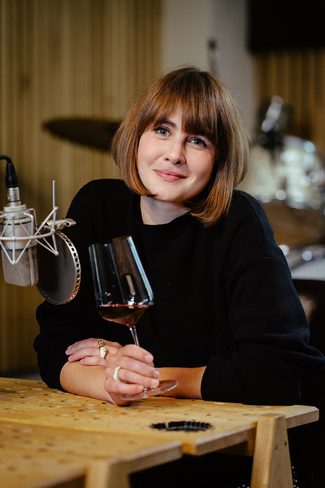 Cheers! Der Weinpodcast mit Lou. | EDEKA