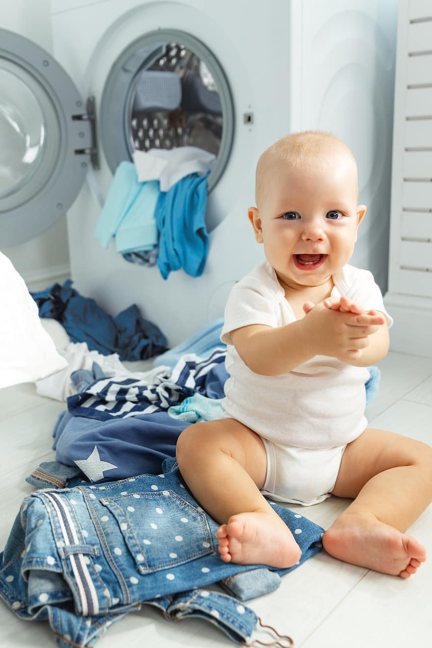 Babykleidung waschen: praktische Tipps | EDEKA