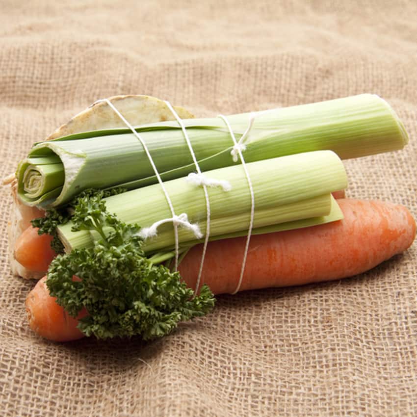 Suppengrün-Rezepte: Würze für Eintöpfe & Co. | EDEKA