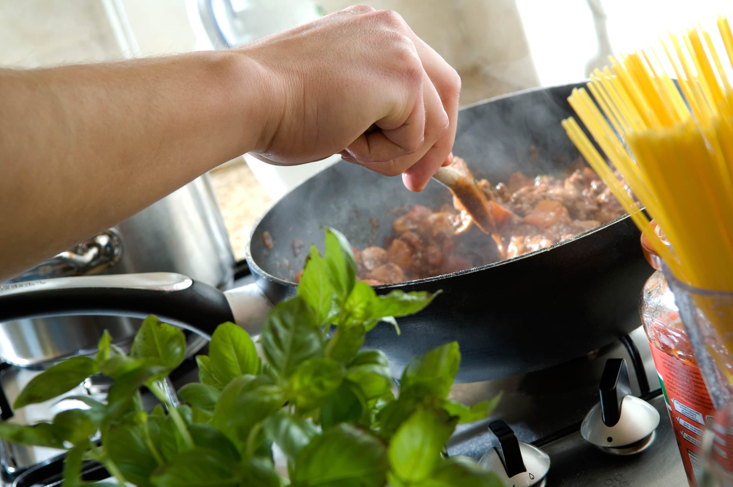 Kochen für Anfänger: Rezepte, die gelingen | EDEKA
